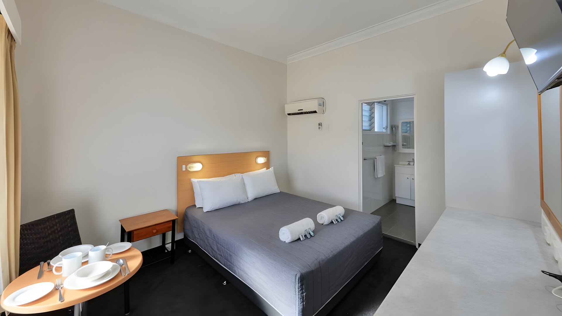 Cowra Motor Inn:Home